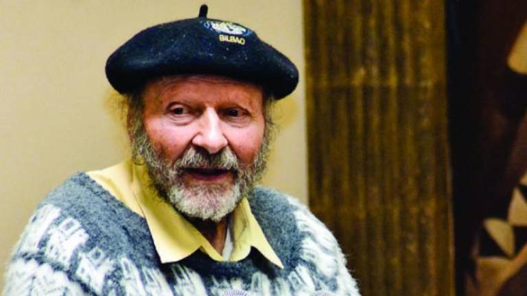 El religioso e investigador Xavier Albó está hospitalizado por un ...