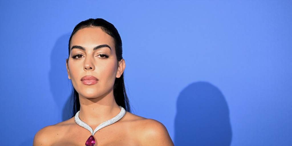 Georgina se hace viral por la explicación de la nueva marca de agua de ...