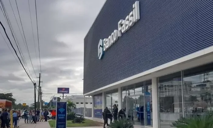 A un año de la intervención del Banco Fassil, las investigaciones ...