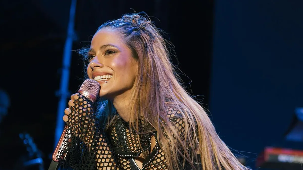 Tini Stoessel no aguantó las lágrimas y se quebró al hablar sobre su ...