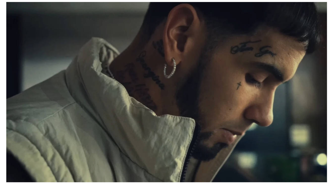 Anuel AA reaparece y sorprende con radical cambio de look